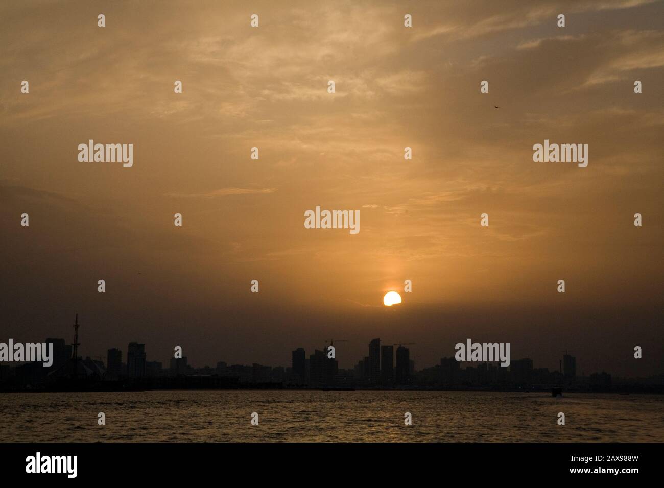 Kuwait city sea and sunset hi-res stock photography and images - Alamy