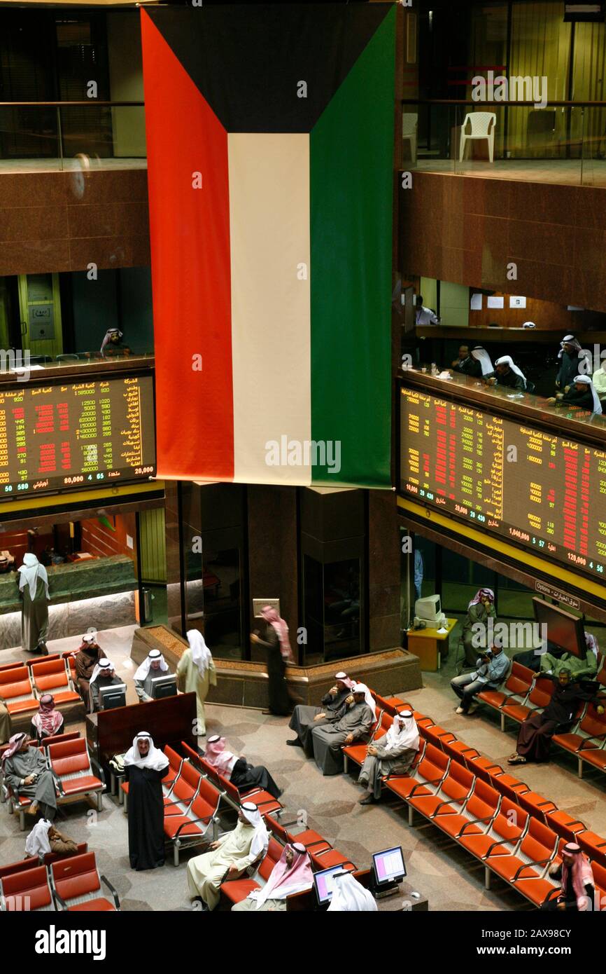 Kuwait ethnicity hi-res stock photography and images - Alamy