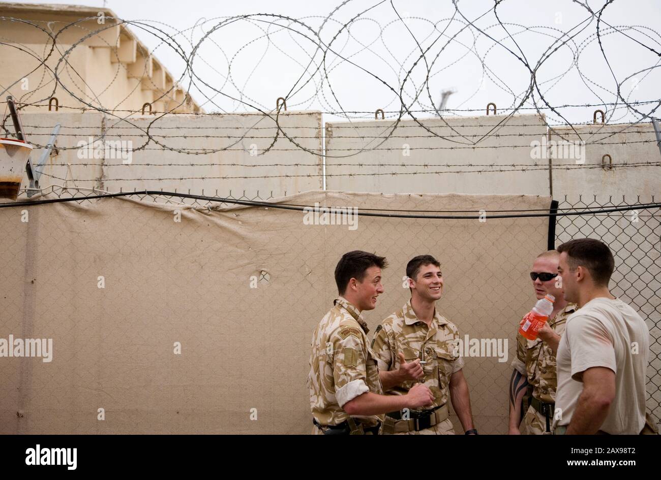 Army camp iraq hi-res stock photography and images - Alamy