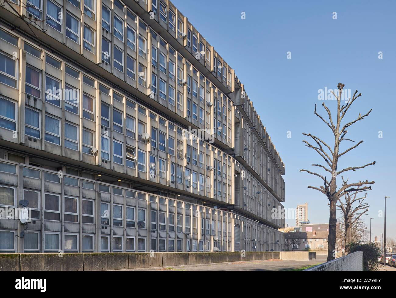 Poplar london hi-res stock photography and images - Alamy Poplar london hi-res stock photography and images - Alamy