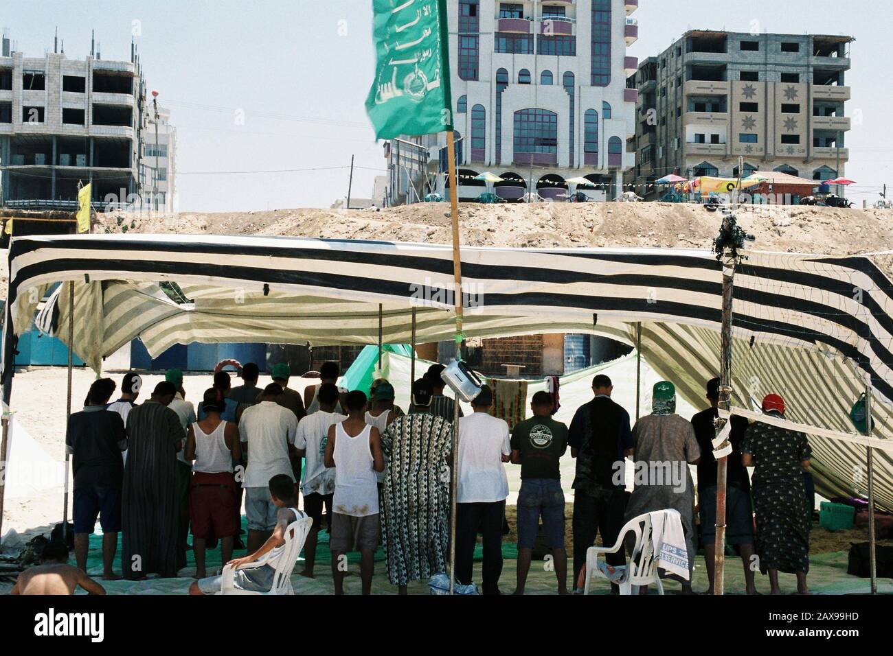 Gaza men hi-res stock photography and images - Alamy