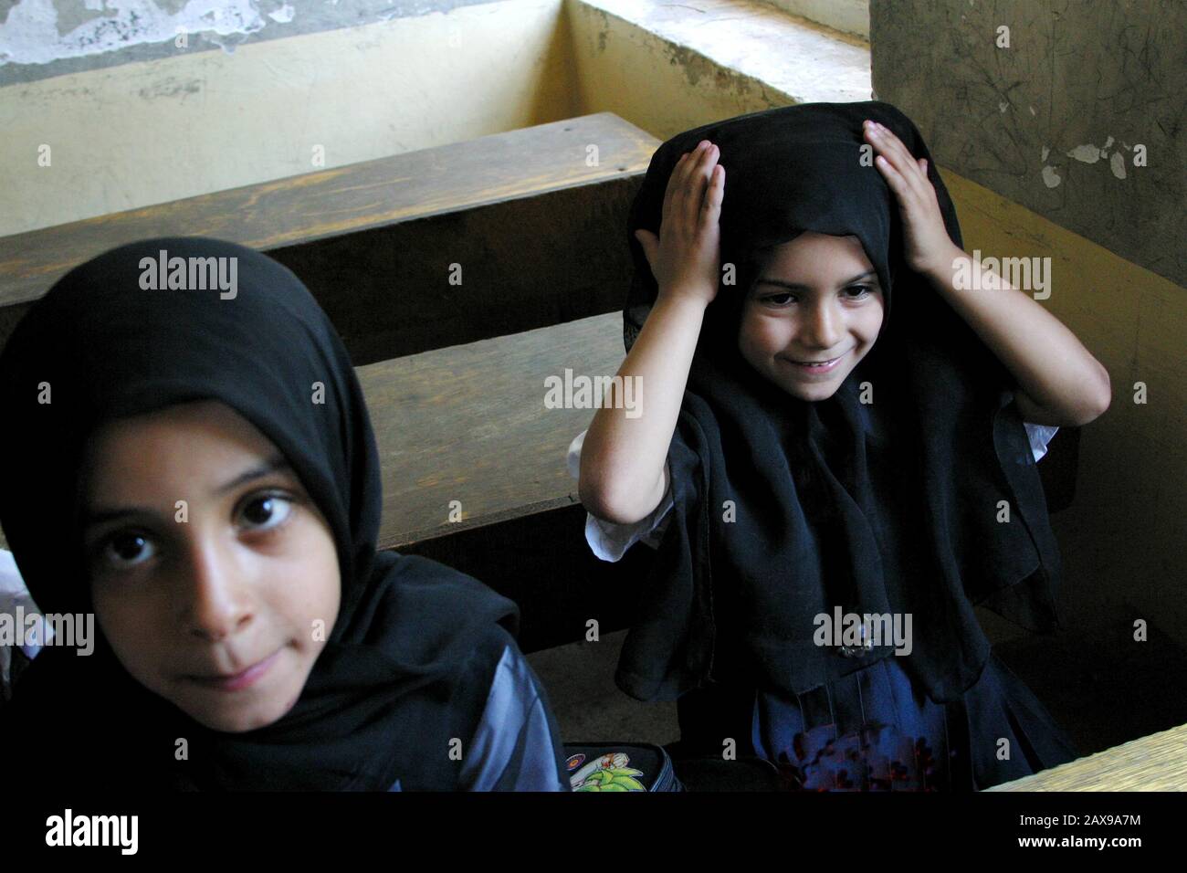 Children chanting hi-res stock photography and images - Alamy