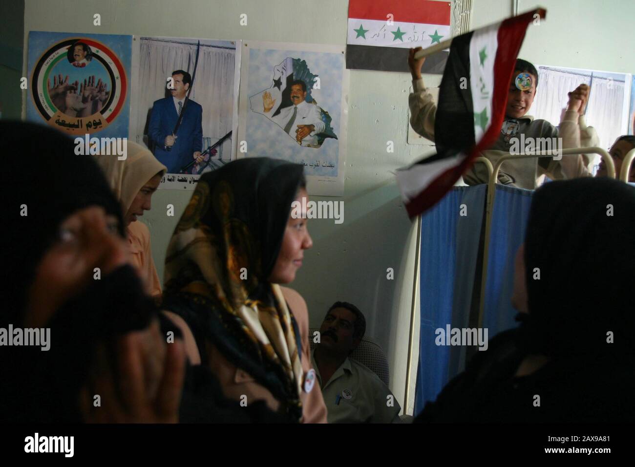 Furling flag hi-res stock photography and images - Alamy