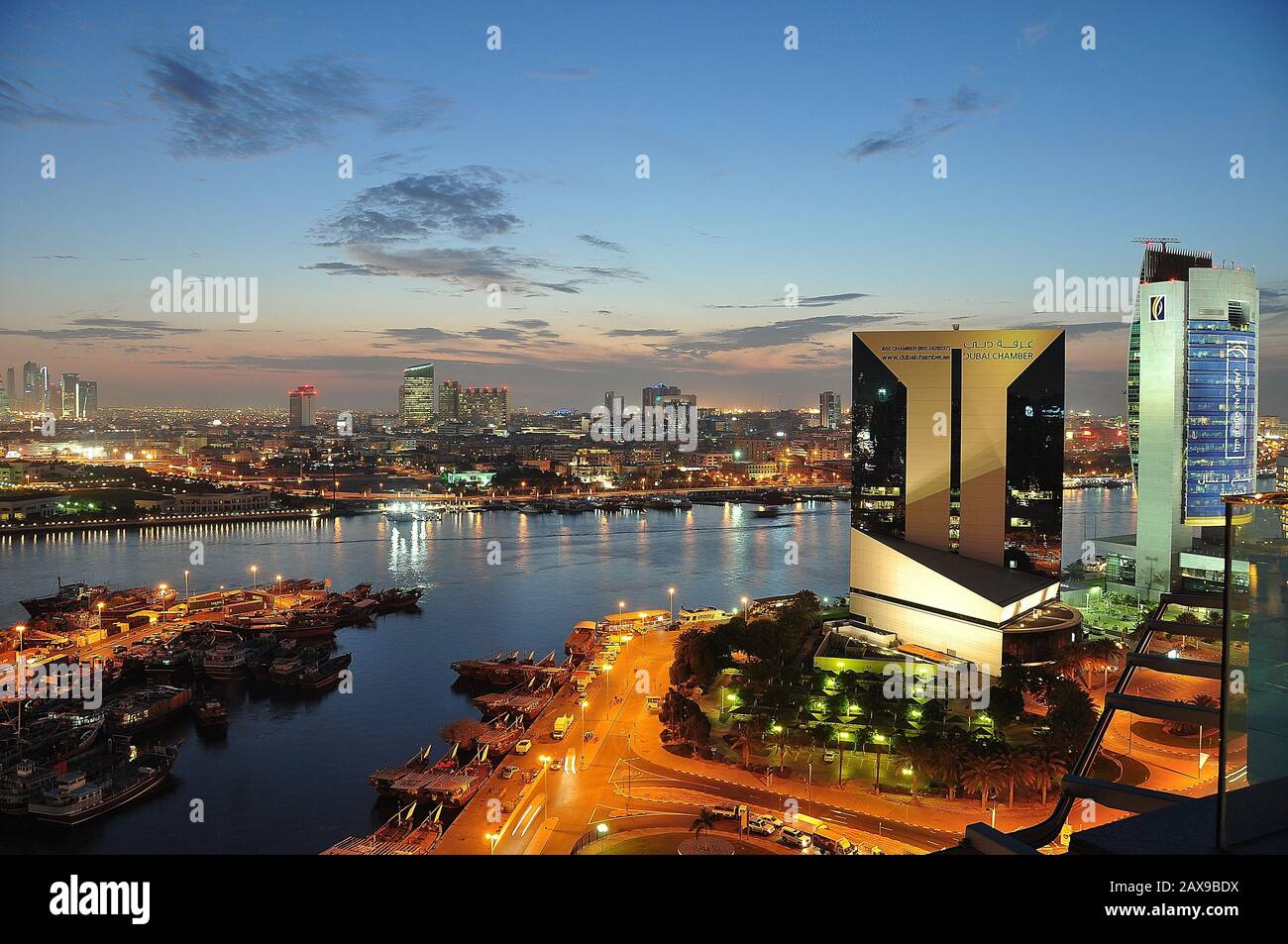 Blur buildings hi-res stock photography and images - Alamy