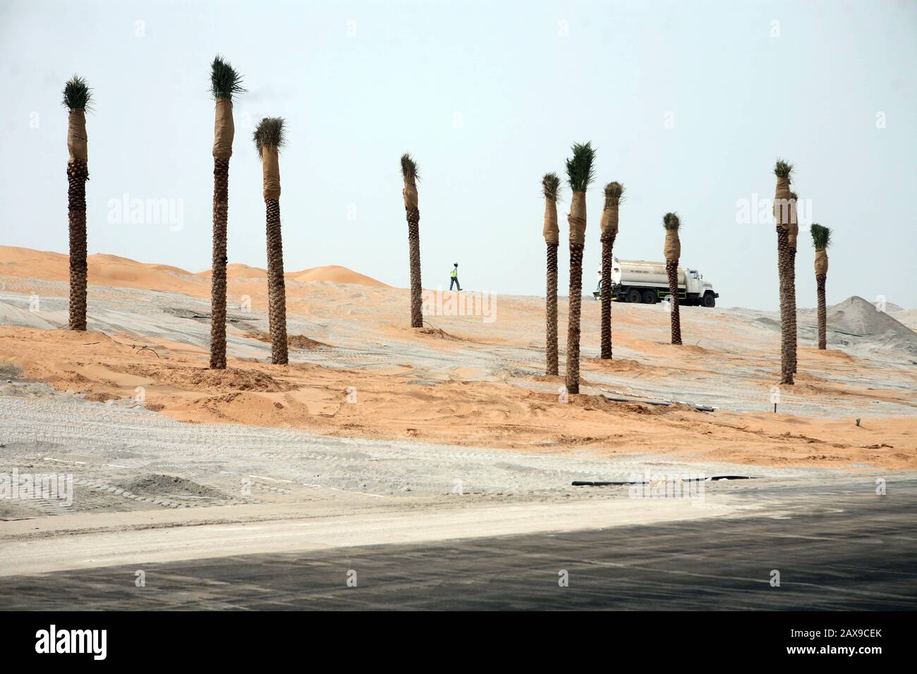 Uae industrial hi-res stock photography and images - Alamy