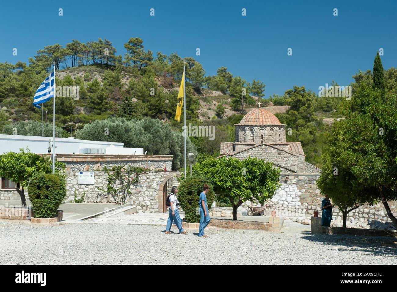 Moni thari monastery hi-res stock photography and images - Alamy