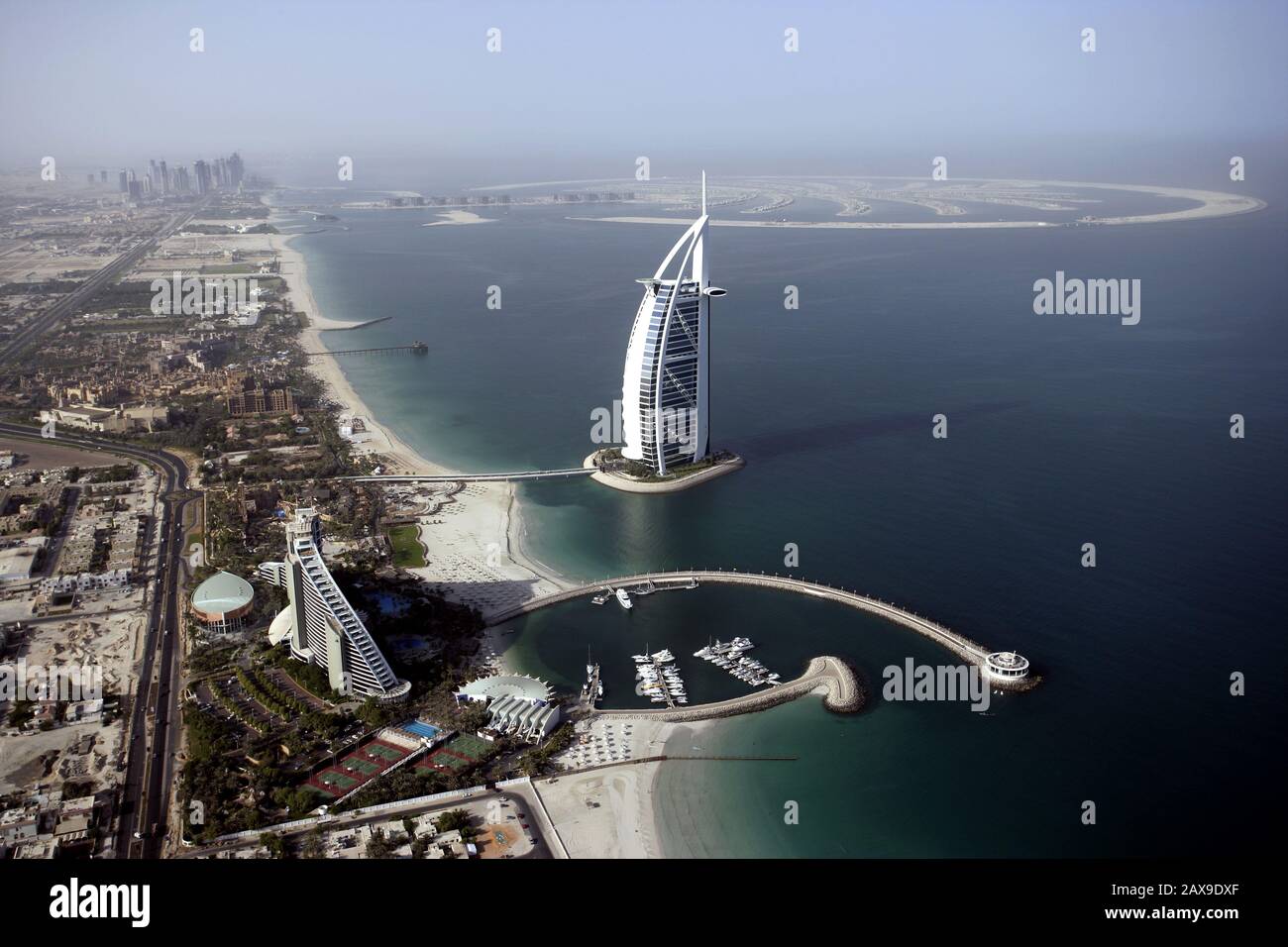 Burj al arab jumeirah aerial hi-res stock photography and images - Alamy