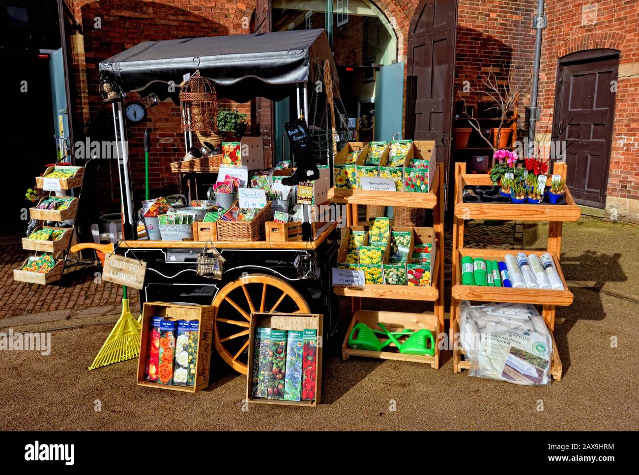 Display stands hi-res stock photography and images - Alamy