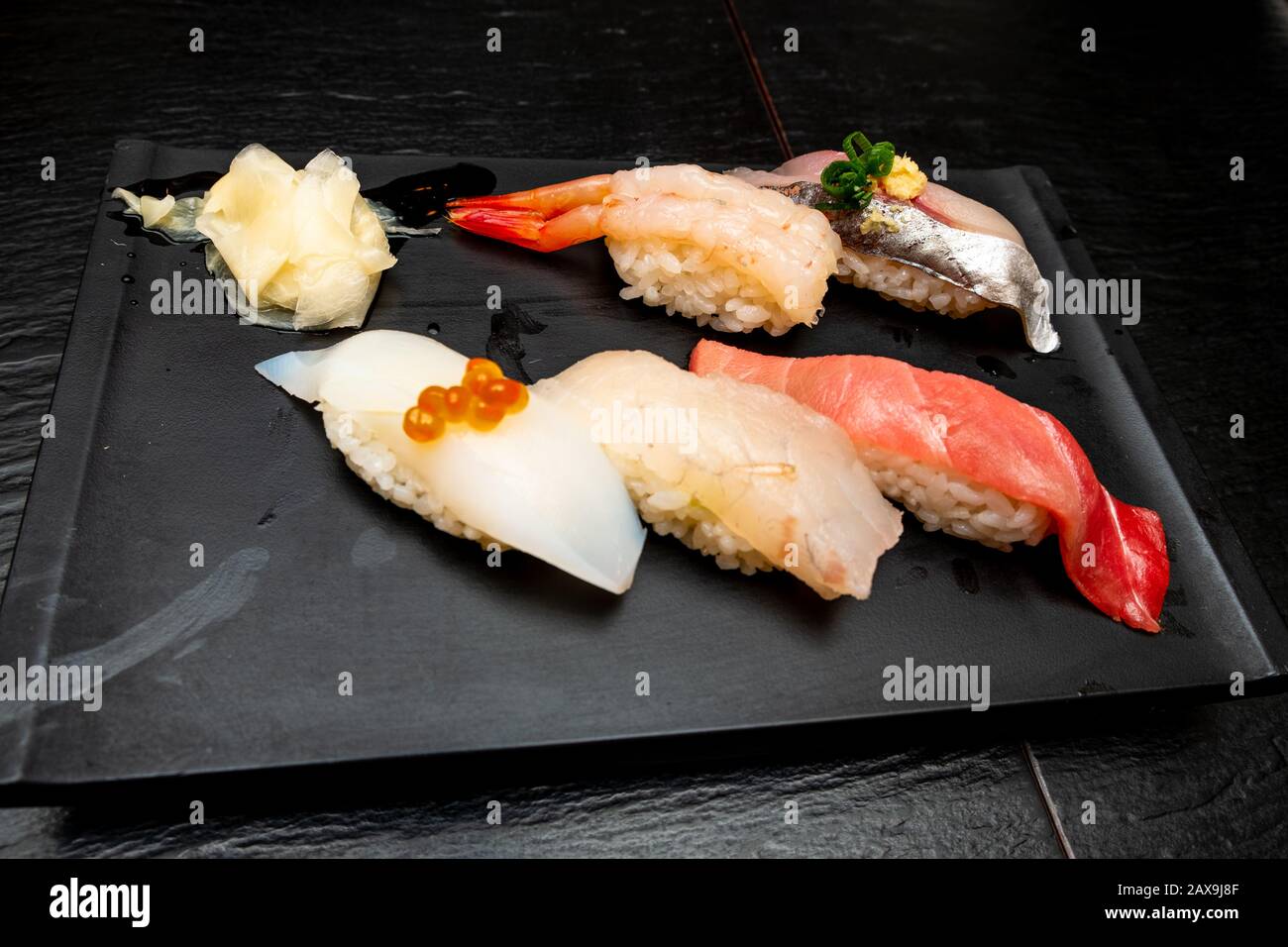 Real sushi hi-res stock photography and images - Alamy