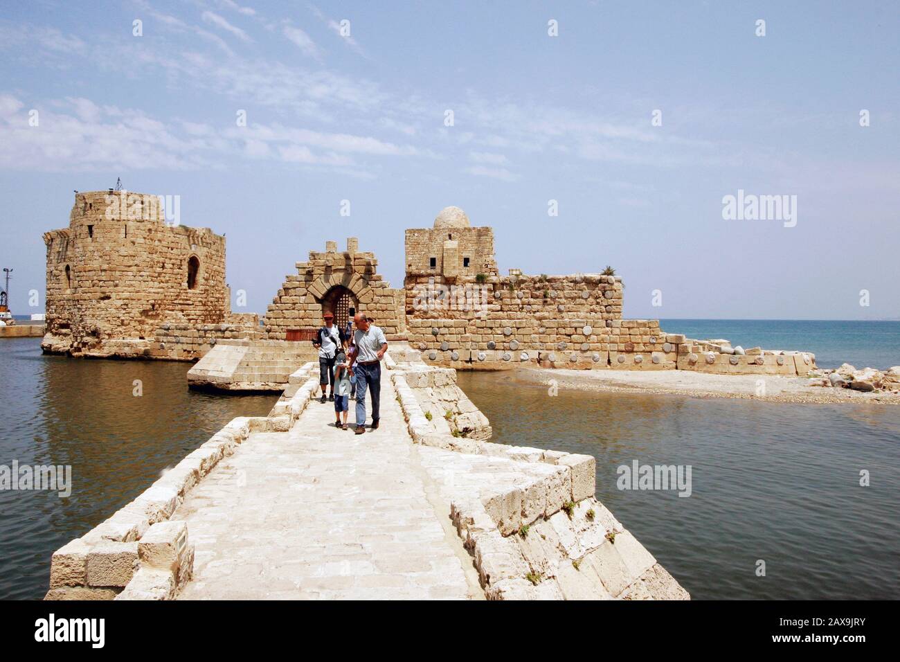 Brick sea walls hi-res stock photography and images - Alamy