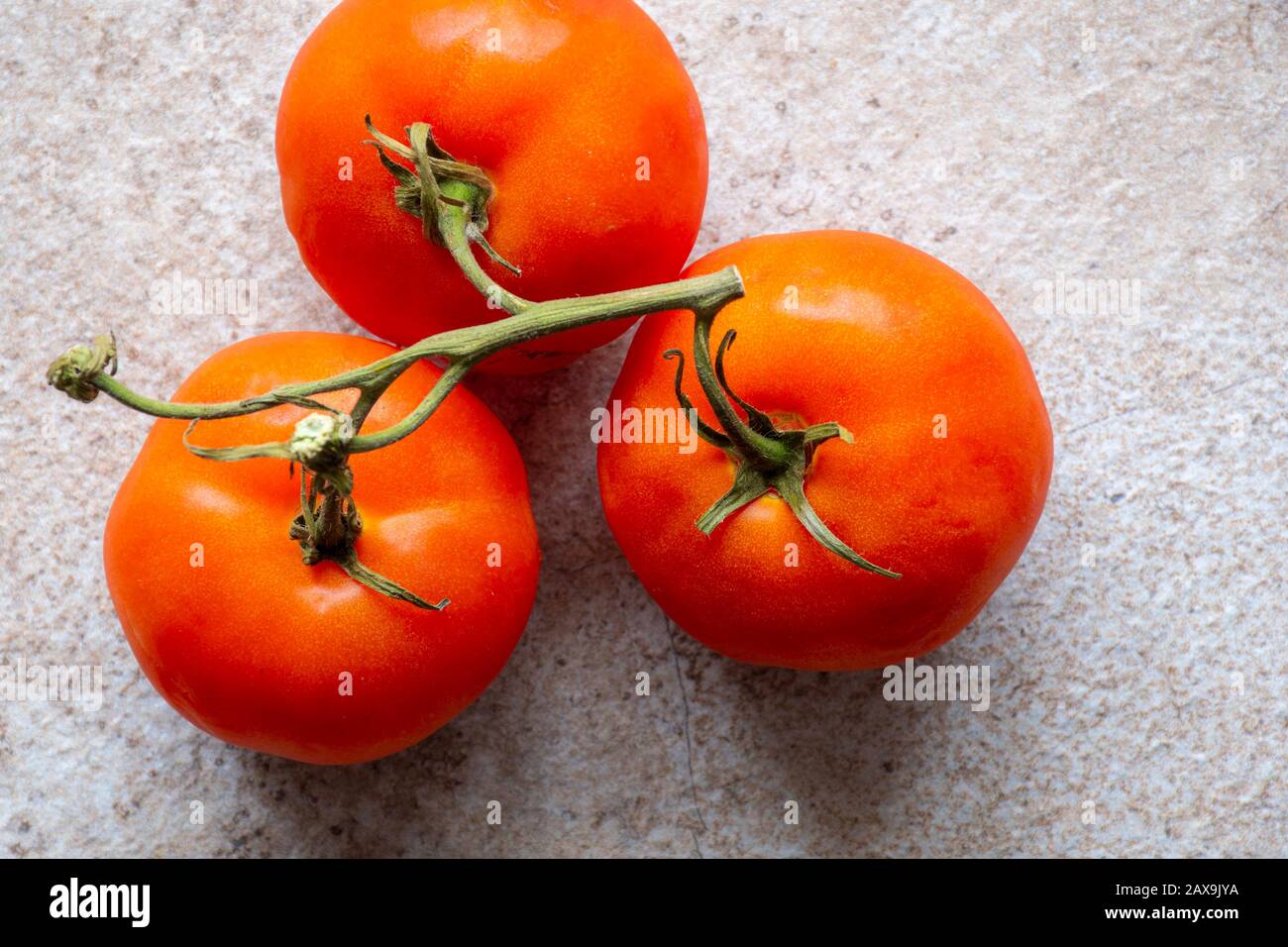 Large beef tomatoes hi-res stock photography and images - Alamy