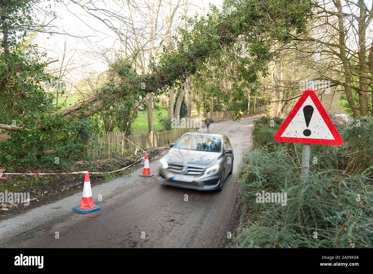 Damage to overhead cables hi-res stock photography and images - Alamy