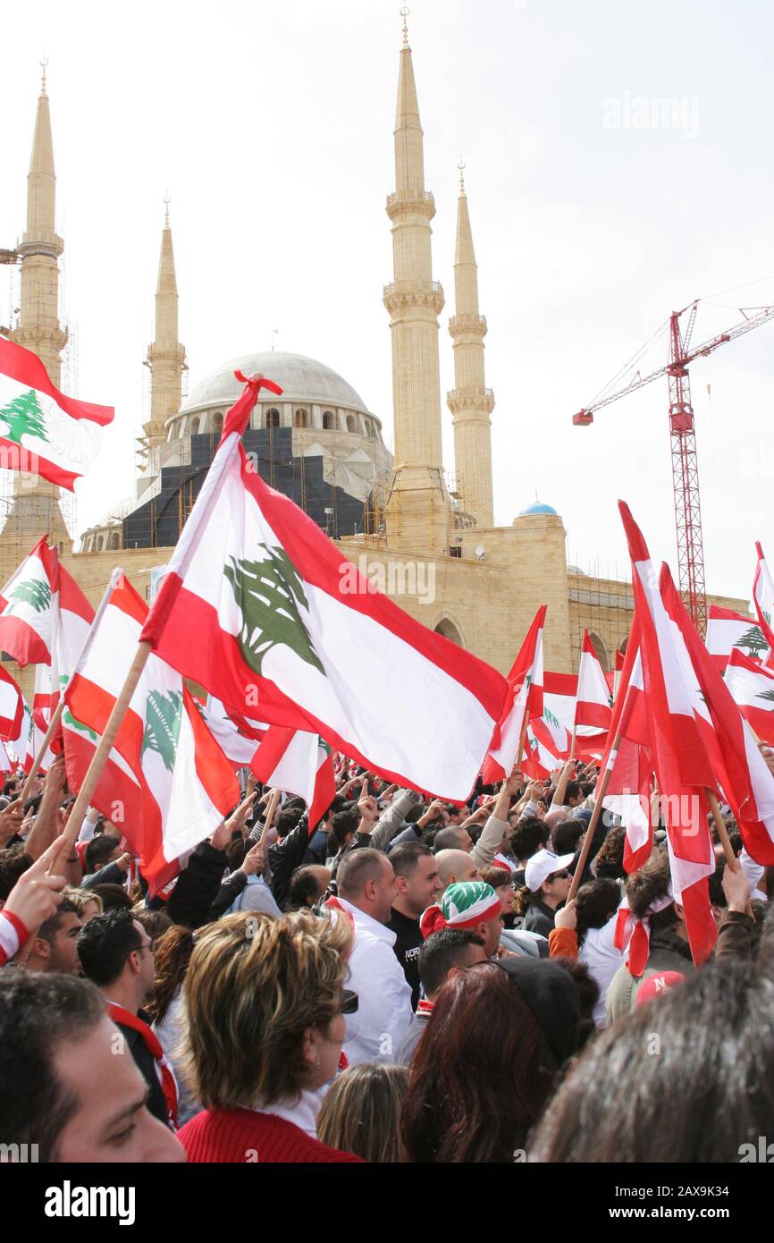 Furling flag hi-res stock photography and images - Alamy