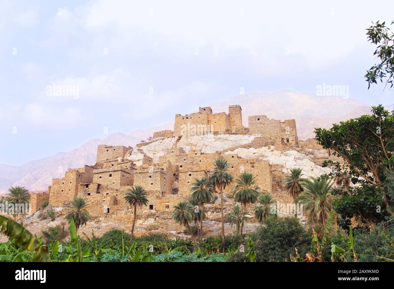 Al baha and mountain hi-res stock photography and images - Alamy