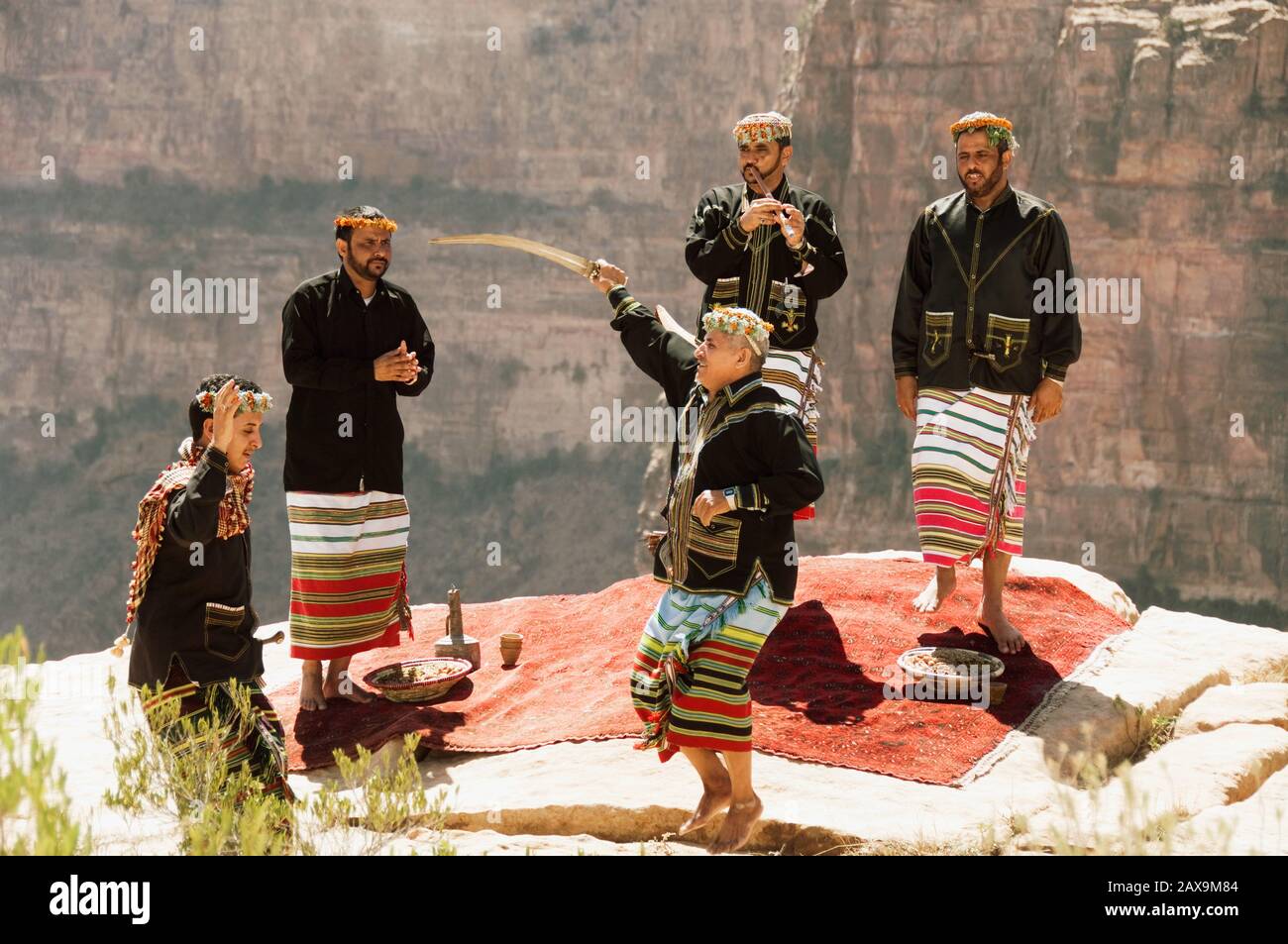 Arabic Sword Dance High Resolution Stock Photography and Images - Alamy