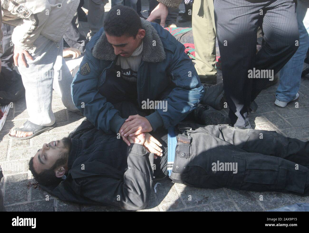 Reviving the dead hi-res stock photography and images - Alamy