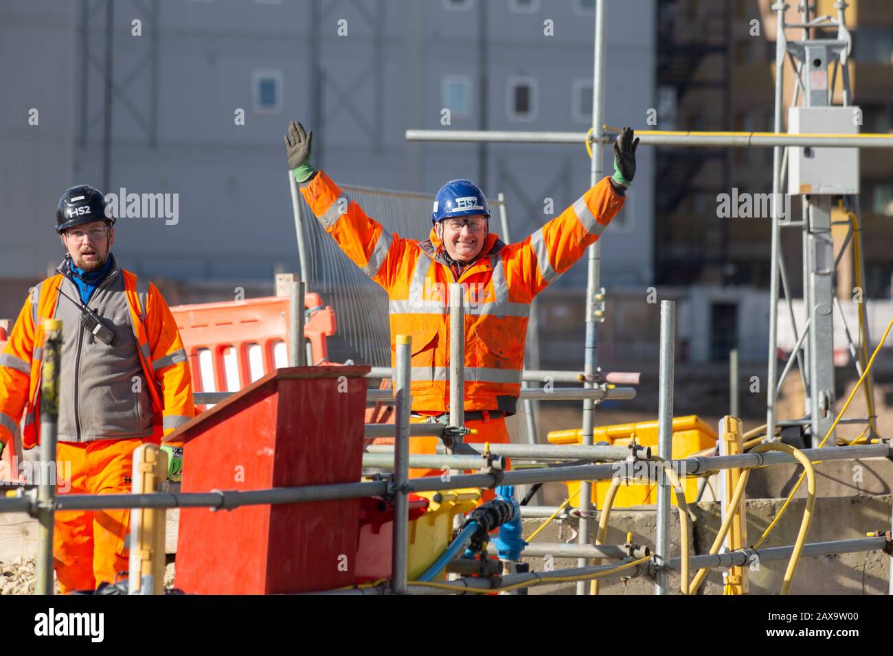 Hs2 construction worker hi-res stock photography and images - Alamy