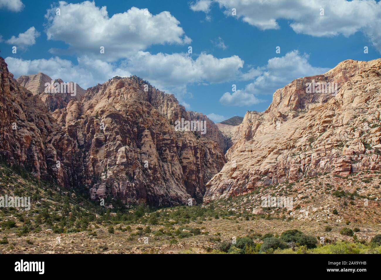Desert Mountains Rising into Sky Stock Photo - Alamy