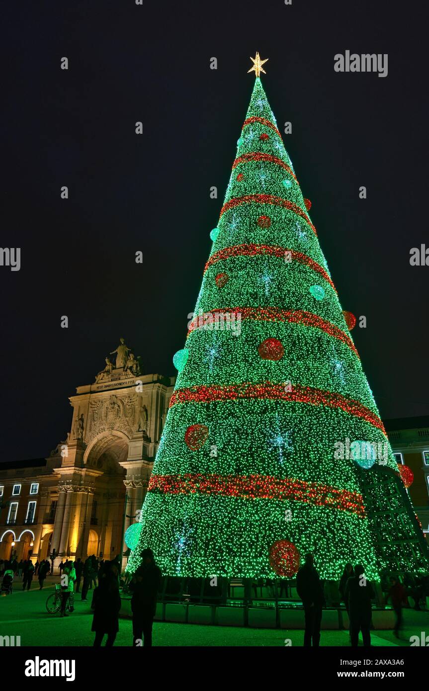 Giant Christmas tree in Terreiro do Paco at night. Lisbon, Portugal ...