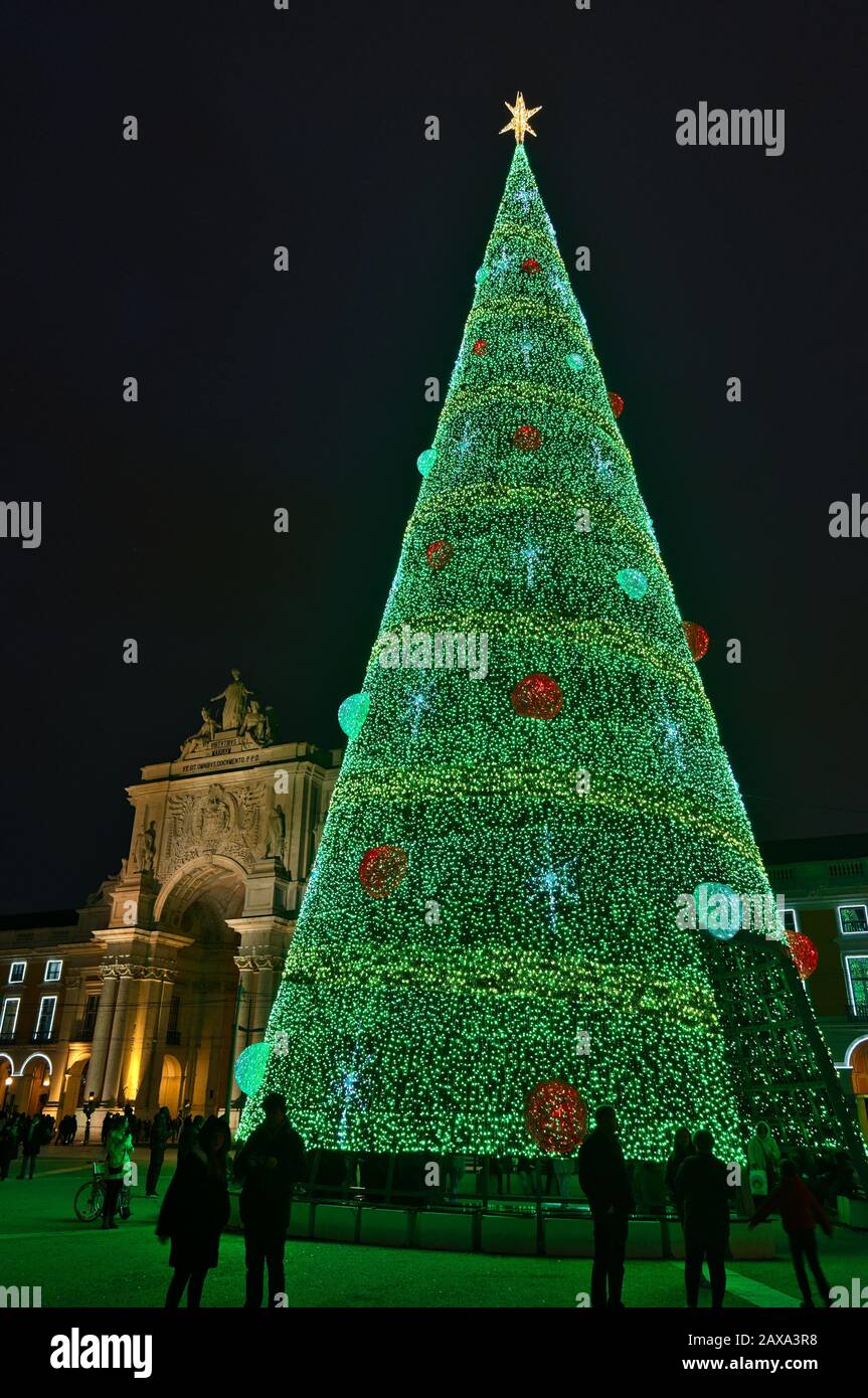 Giant Christmas tree in Terreiro do Paco at night. Lisbon, Portugal ...