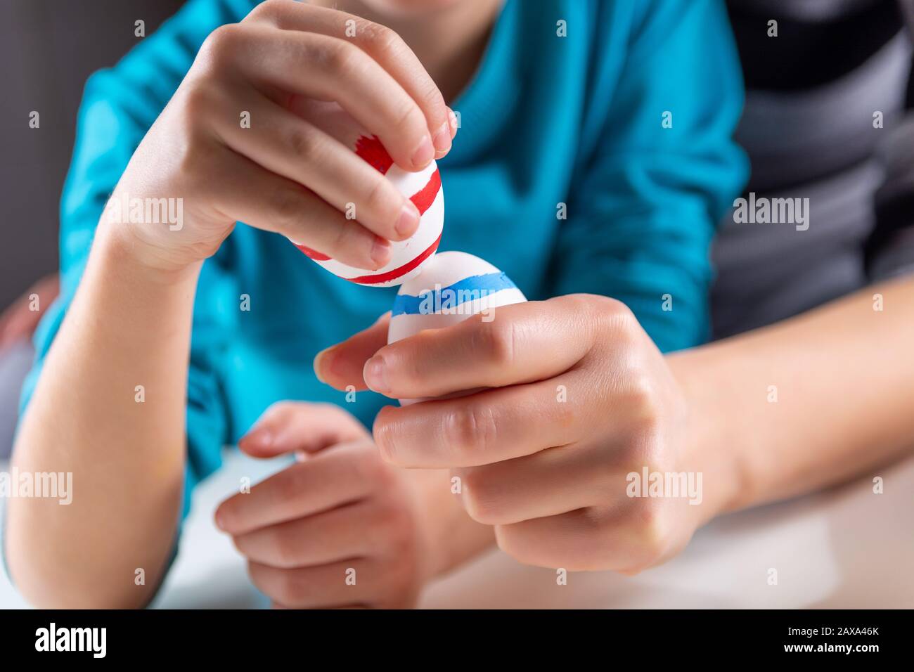 Child tapping hi-res stock photography and images - Alamy