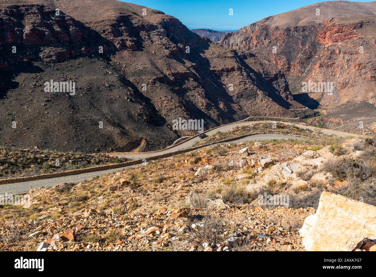 Summit of the Swartberg Pass looking down at the road, Western Cape ...