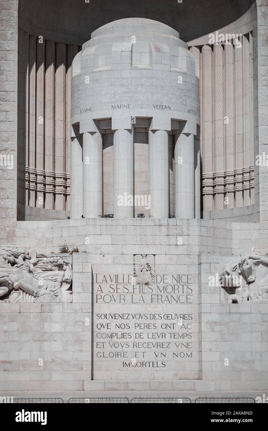Monument french soldiers who died hi-res stock photography and images ...