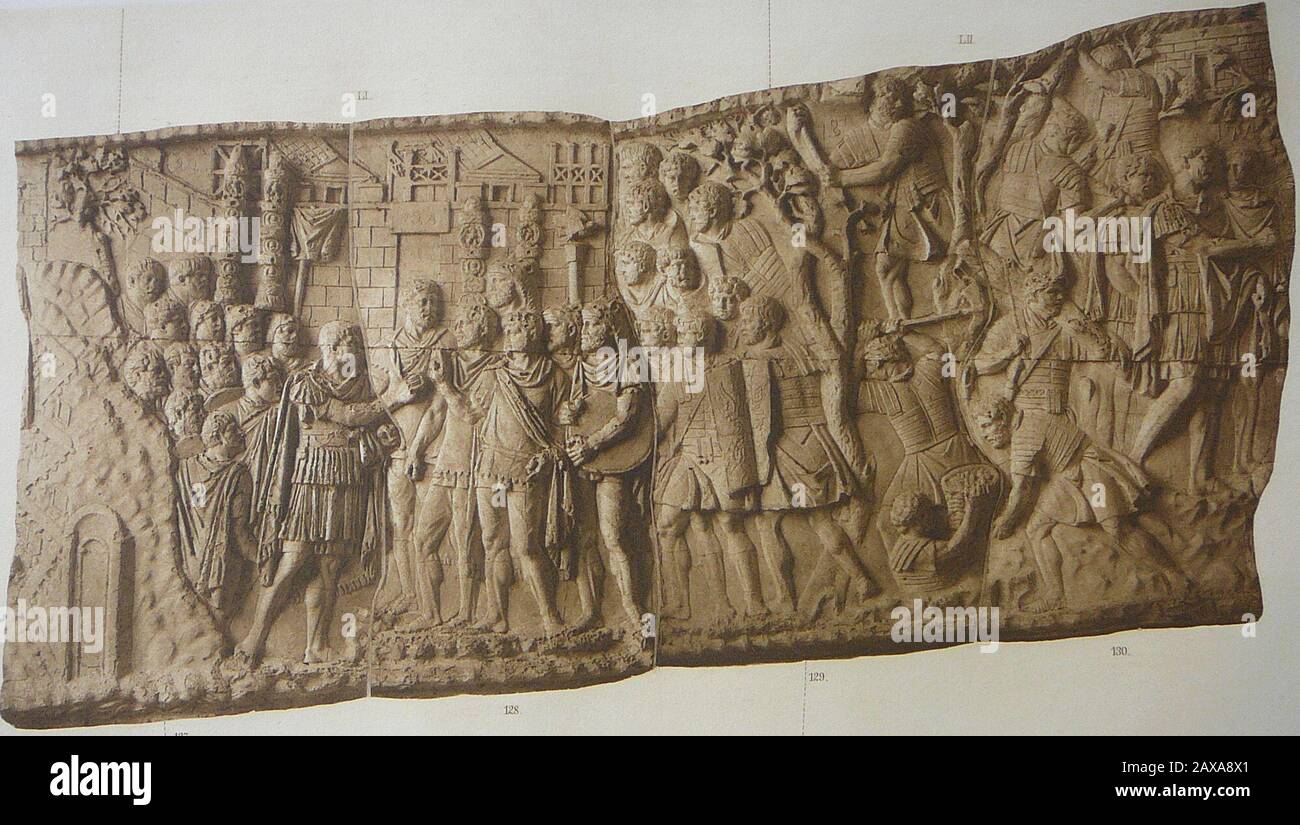 Emperor trajan and army hi-res stock photography and images - Alamy