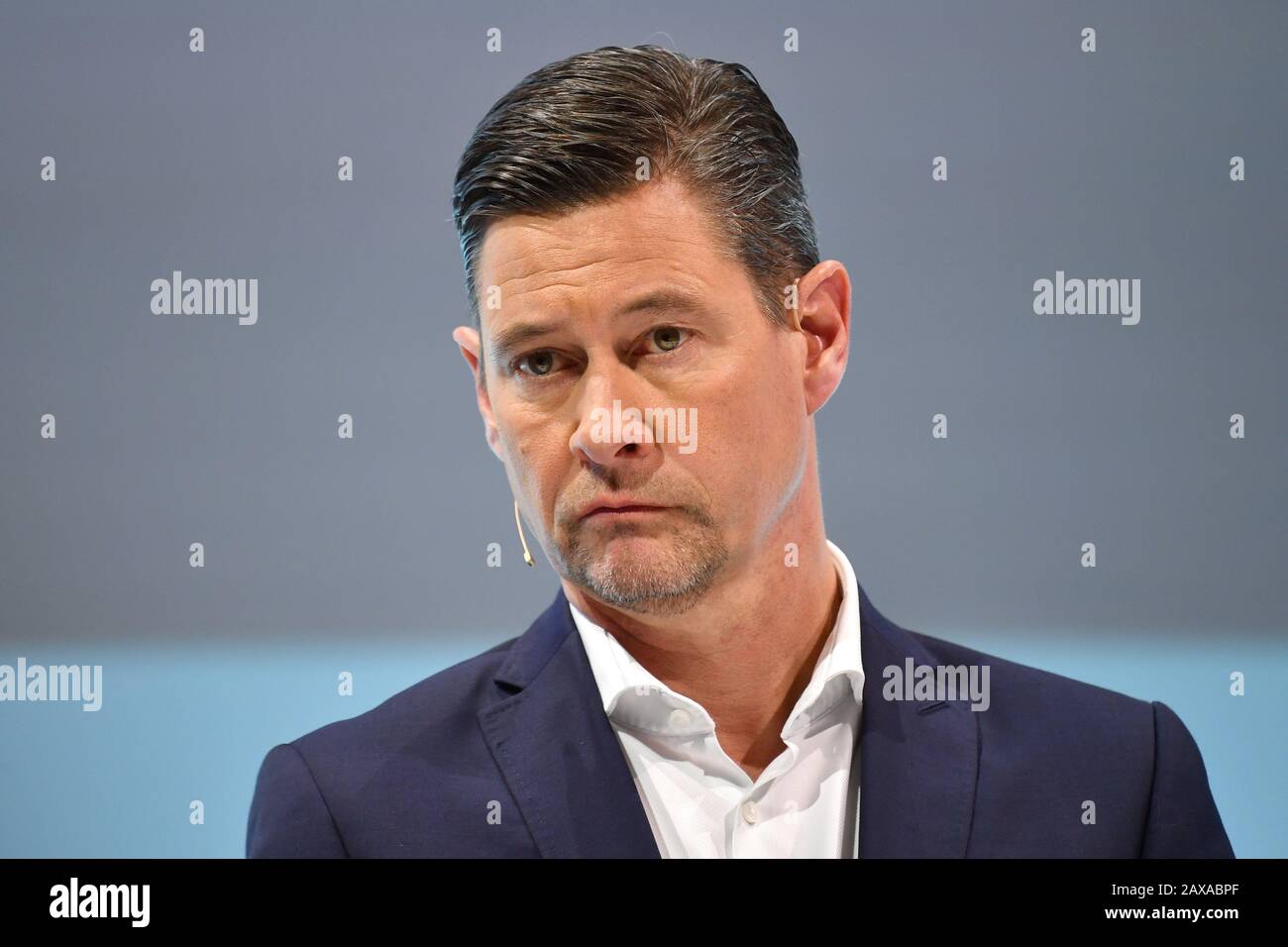 Controlling daimler hi-res stock photography and images - Alamy