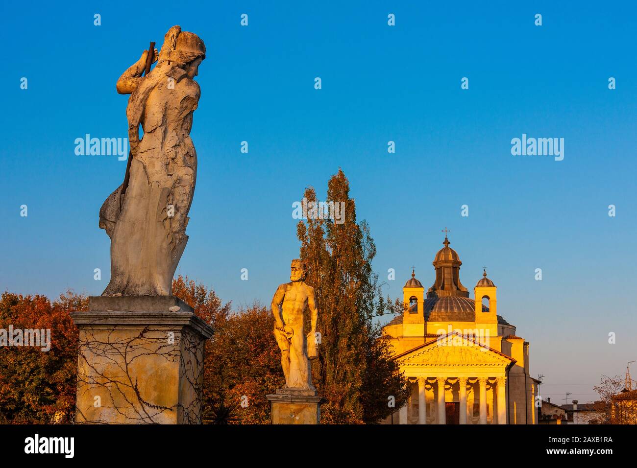 Maser hi-res stock photography and images - Alamy