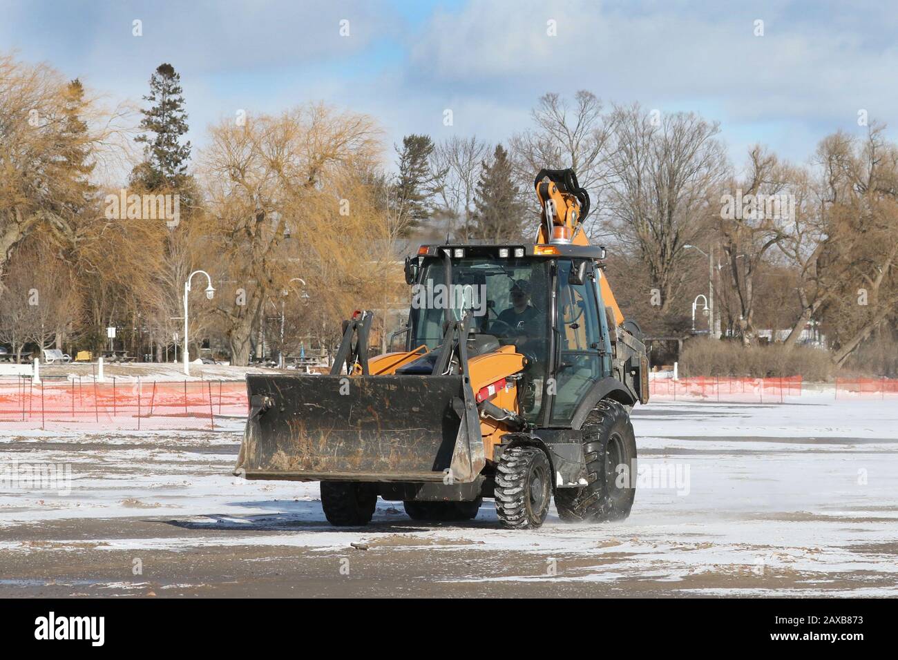 Grading the beach hi-res stock photography and images - Alamy