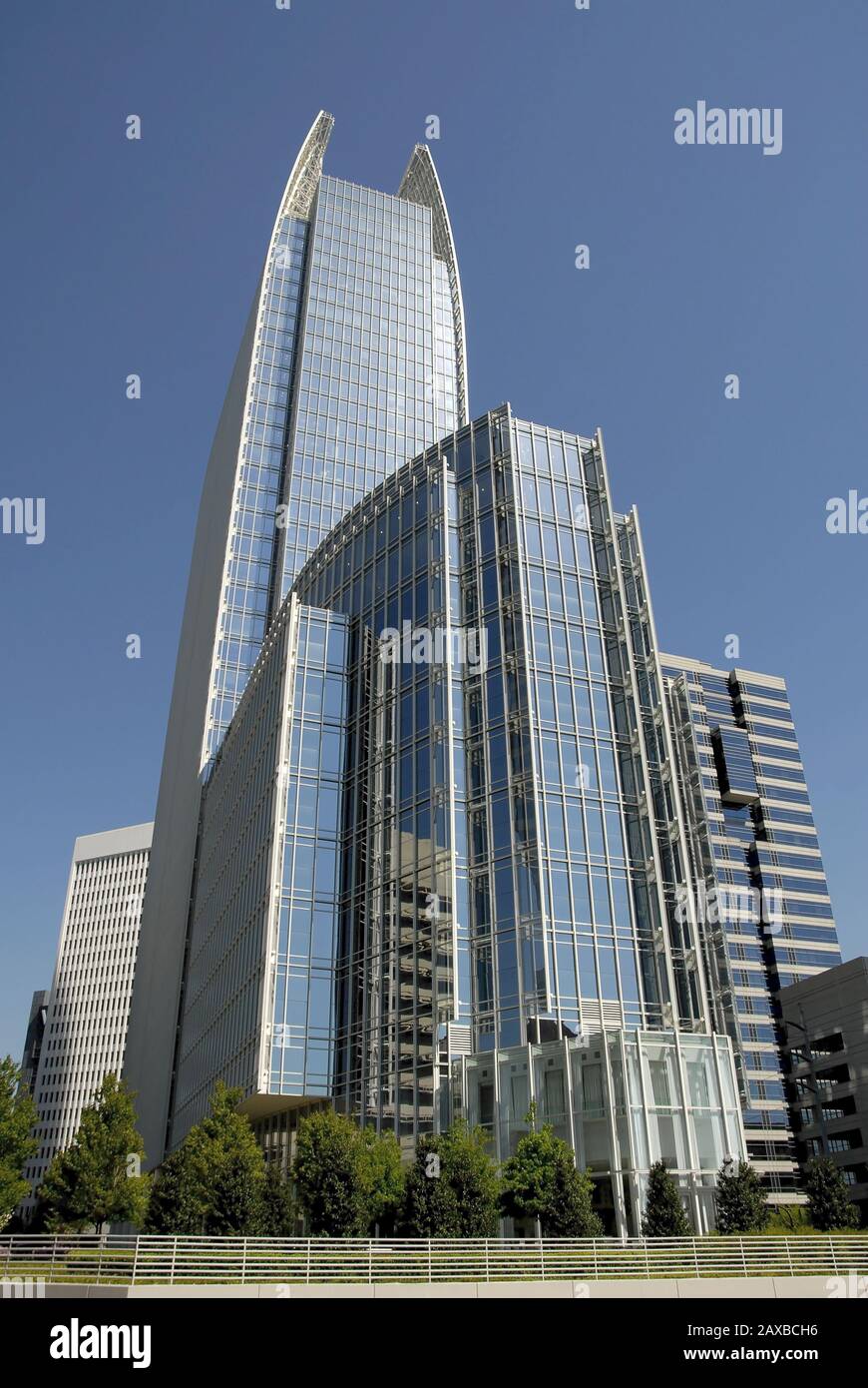 Modern Highrise Office Building in Midtown Atlanta Stock Photo - Alamy