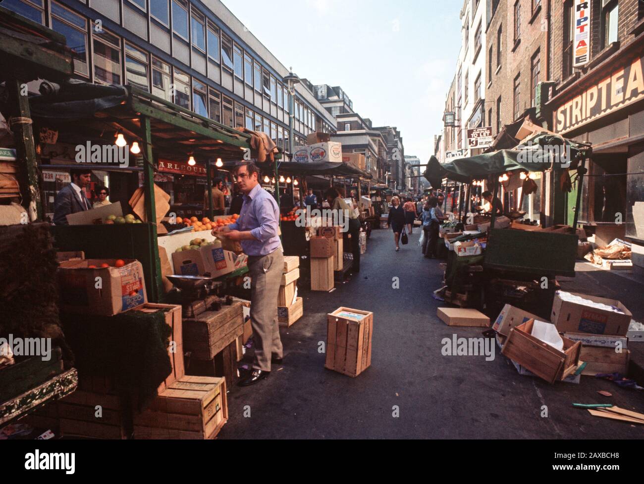 Berwick street market hi-res stock photography and images - Alamy