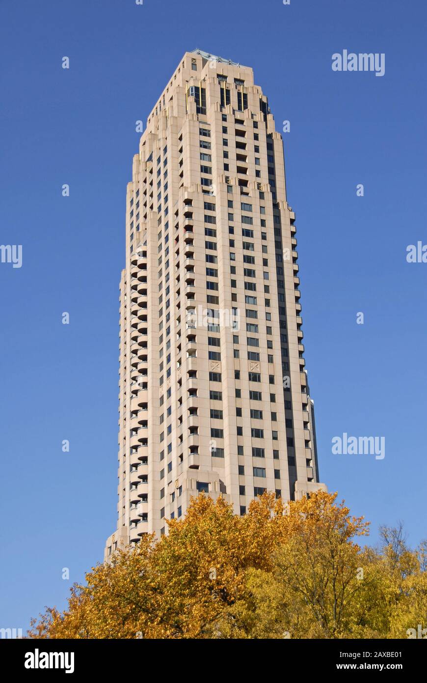 Modern Highrise Office Building in Midtown Atlanta Stock Photo - Alamy