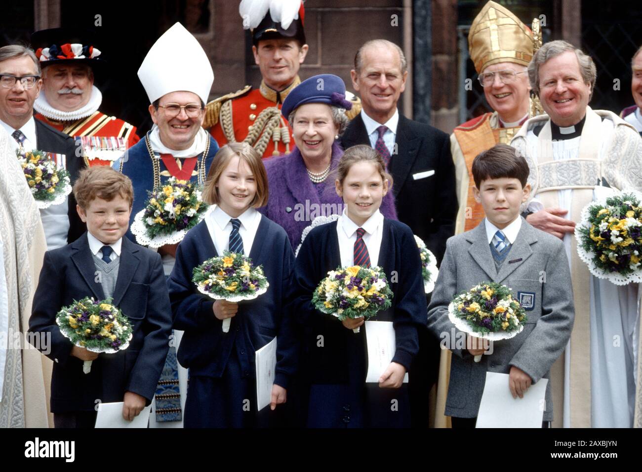 Queen elizabeth ii 1992 hi-res stock photography and images - Alamy