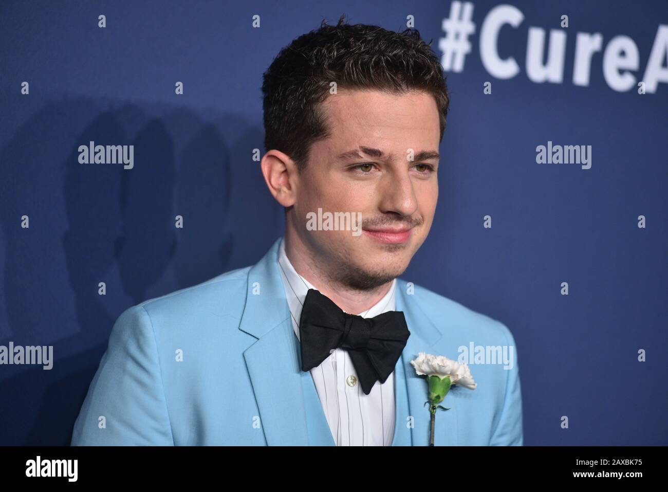 Charlie puth red carpet hi-res stock photography and images - Alamy