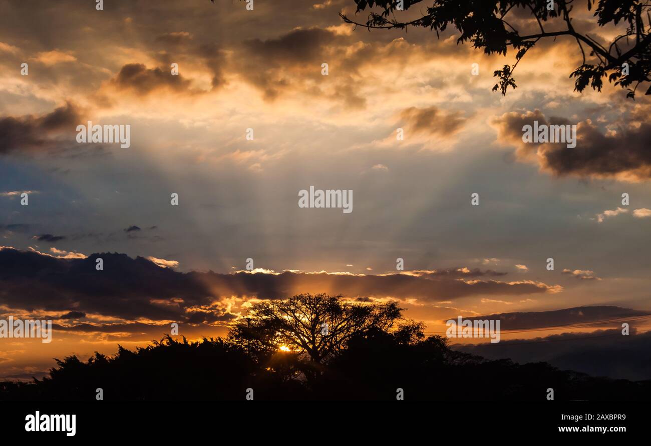 Beautiful sunset desktop wallpaper hi-res stock photography and images ...