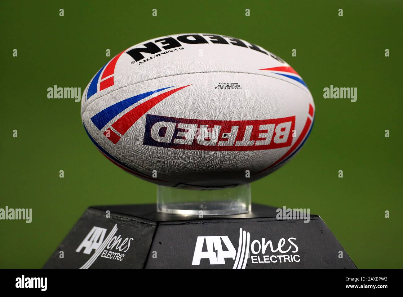 Rugby league ball steeden hi-res stock photography and images - Alamy