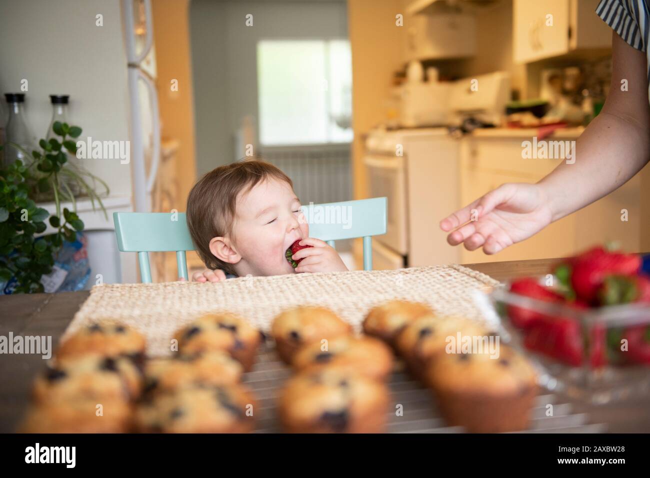 Cute asian child girl eating hi-res stock photography and images - Alamy