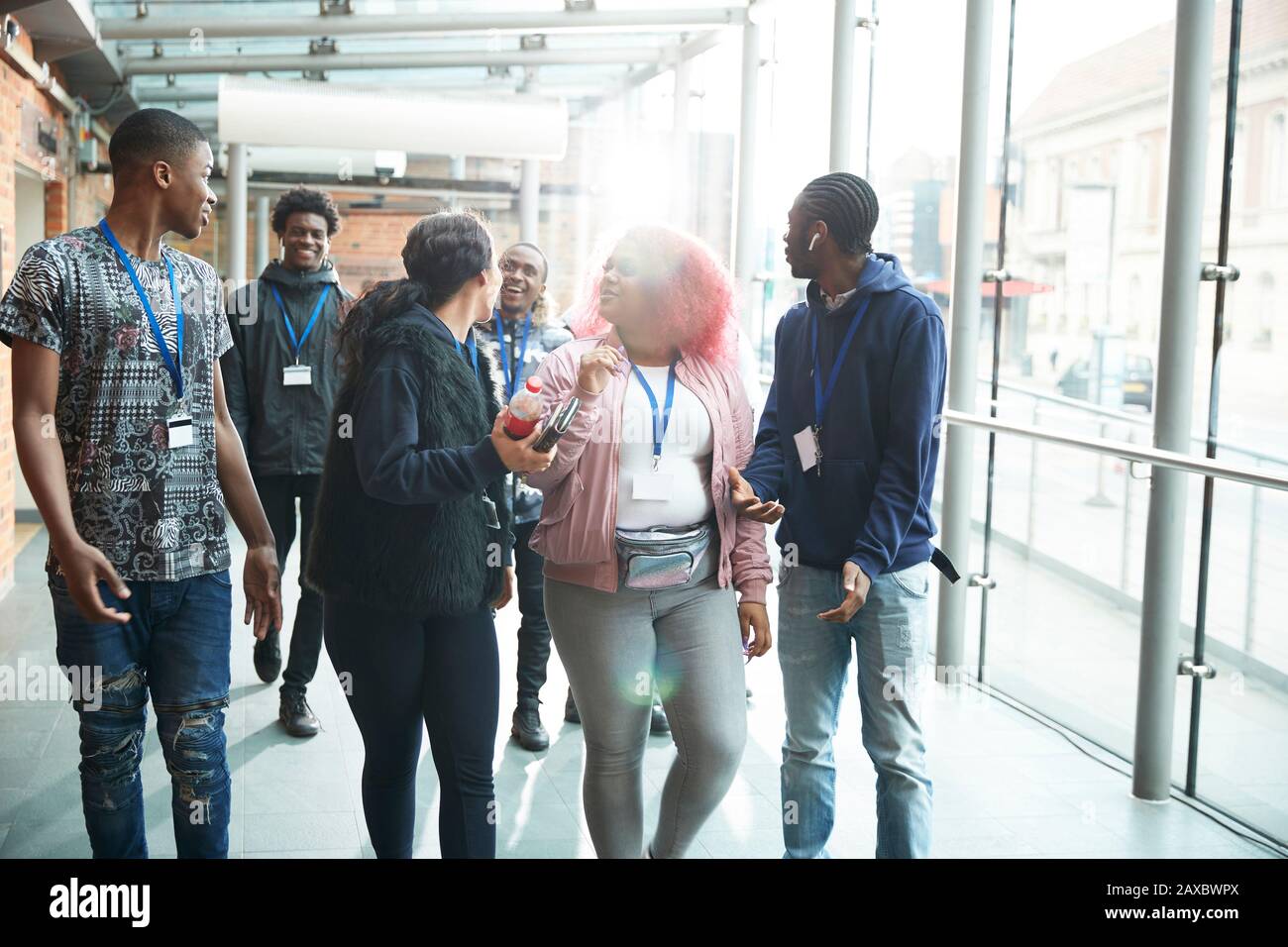 Teen boy and girl walking school hi-res stock photography and images ...