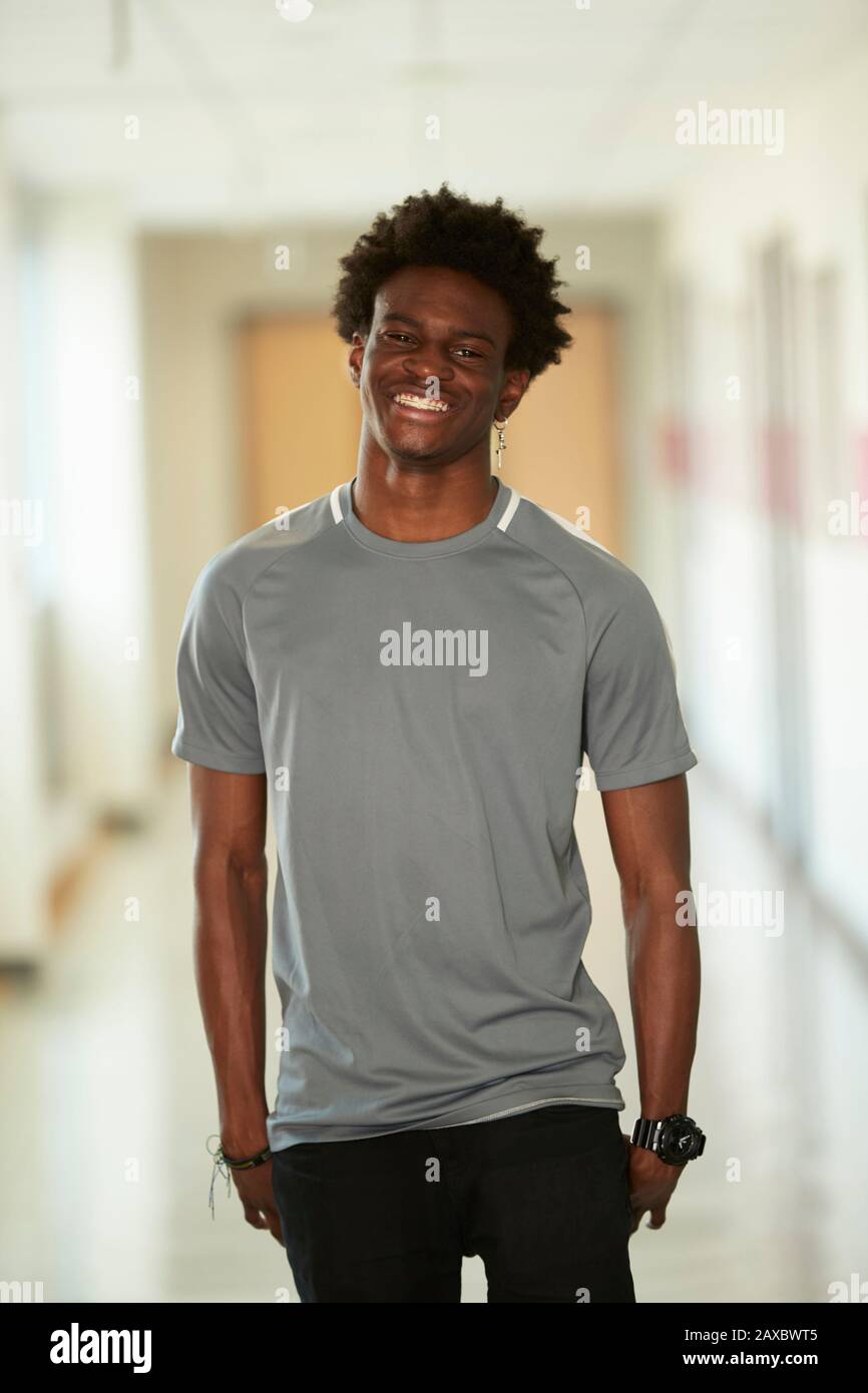 High school boy portrait hi-res stock photography and images - Alamy