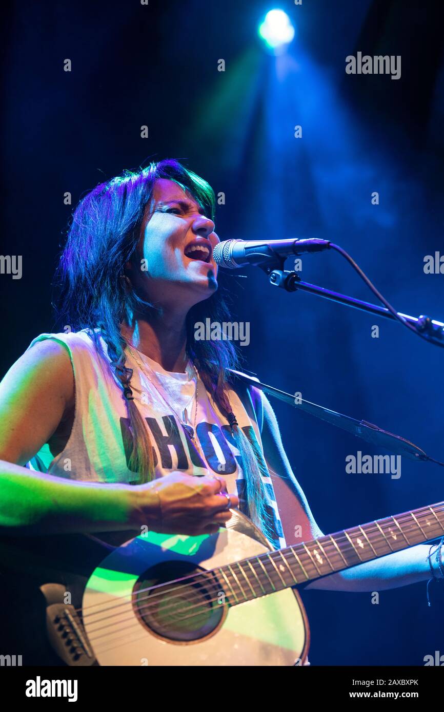 KT Tunstall performing live in concert in 2019 Stock Photo - Alamy