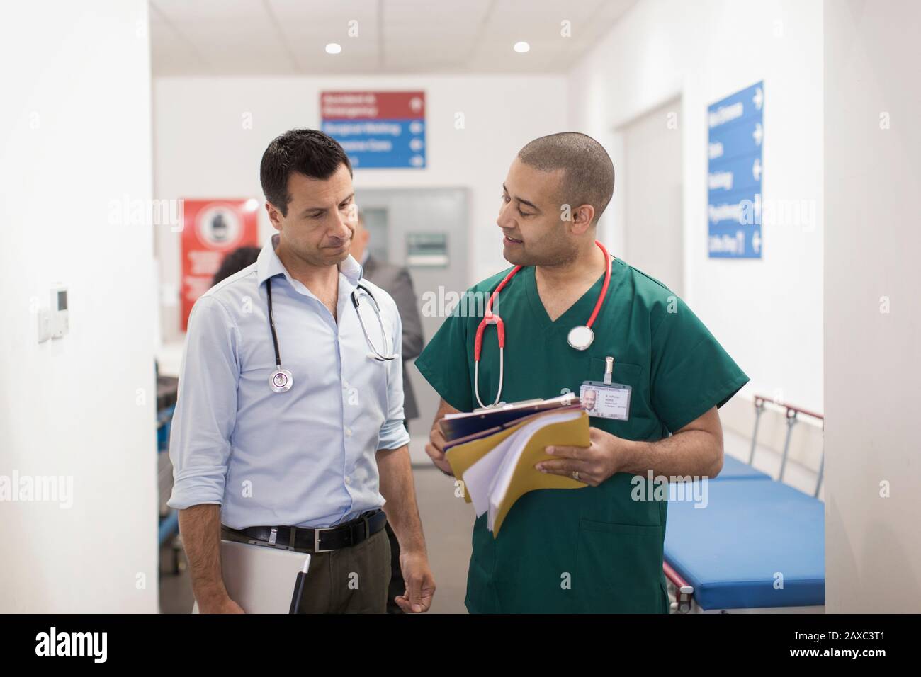 Hospital ward corridor hi-res stock photography and images - Alamy