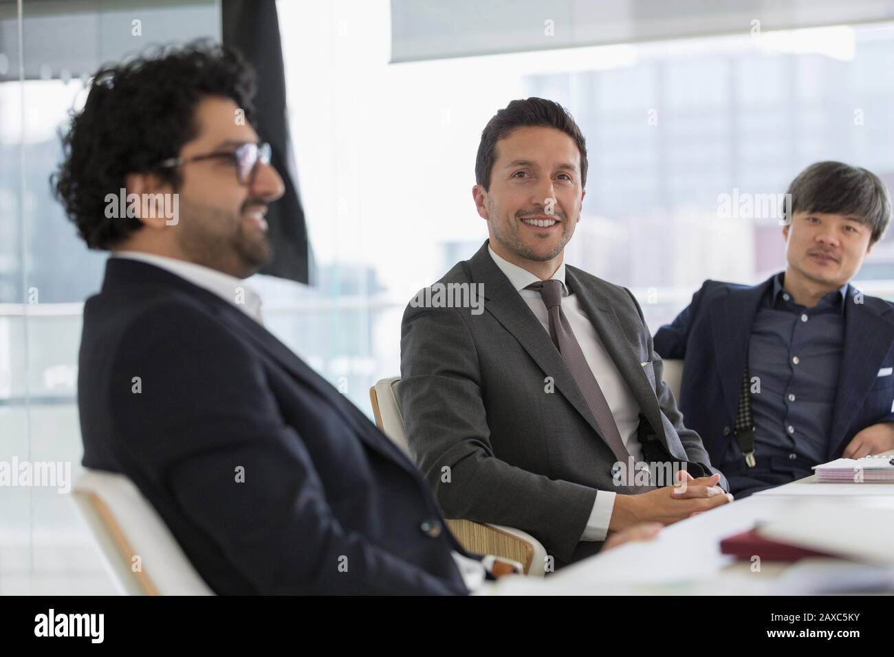 Meeting portrait suit hi-res stock photography and images - Alamy