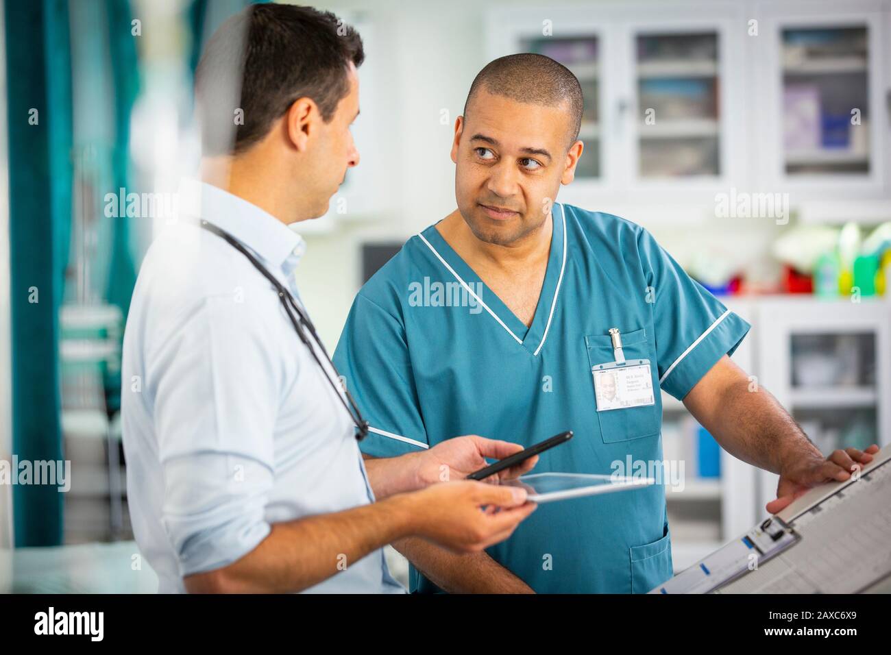 Medical doctor nurse group hi-res stock photography and images - Alamy