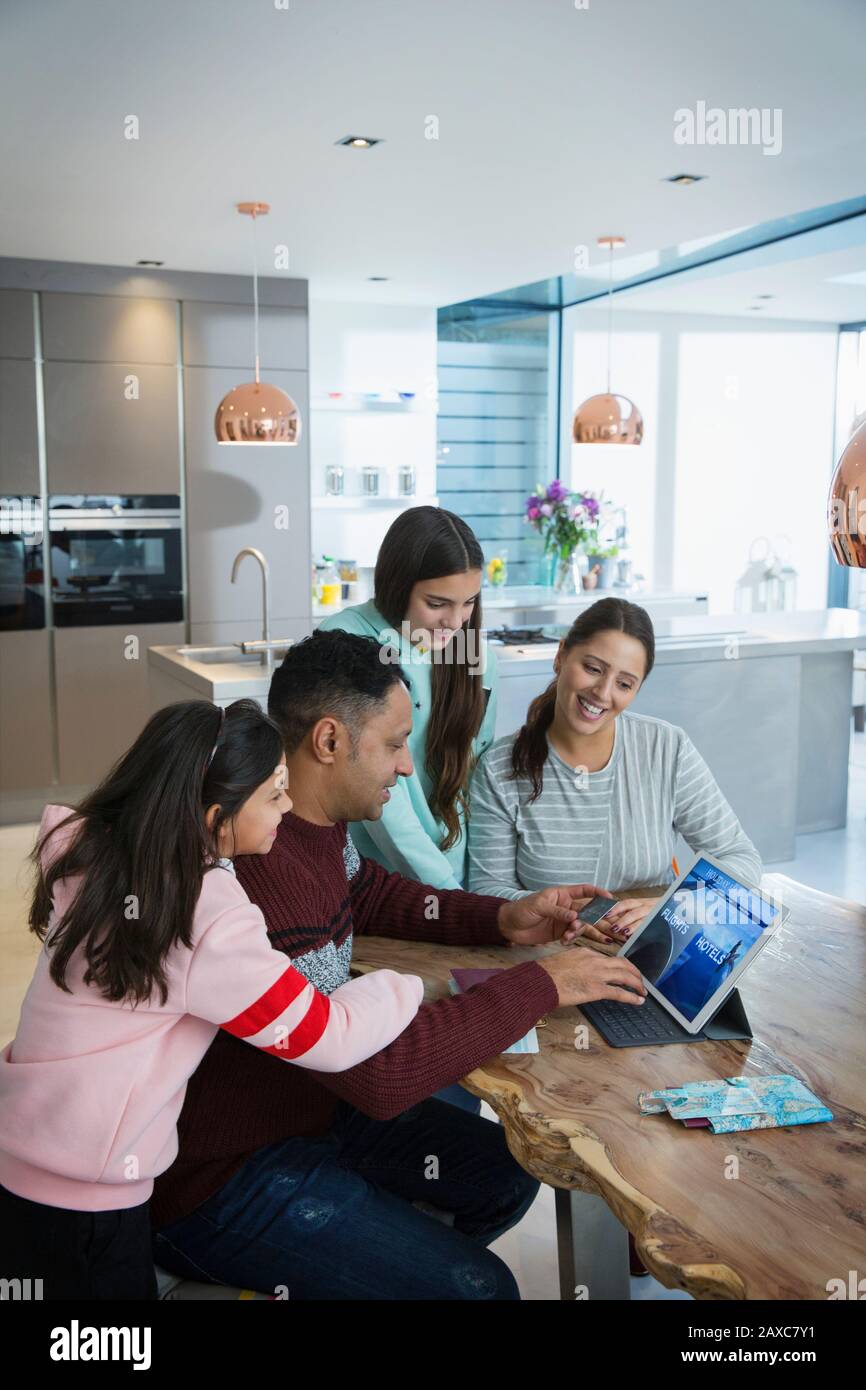 Child tablet table hi-res stock photography and images - Alamy