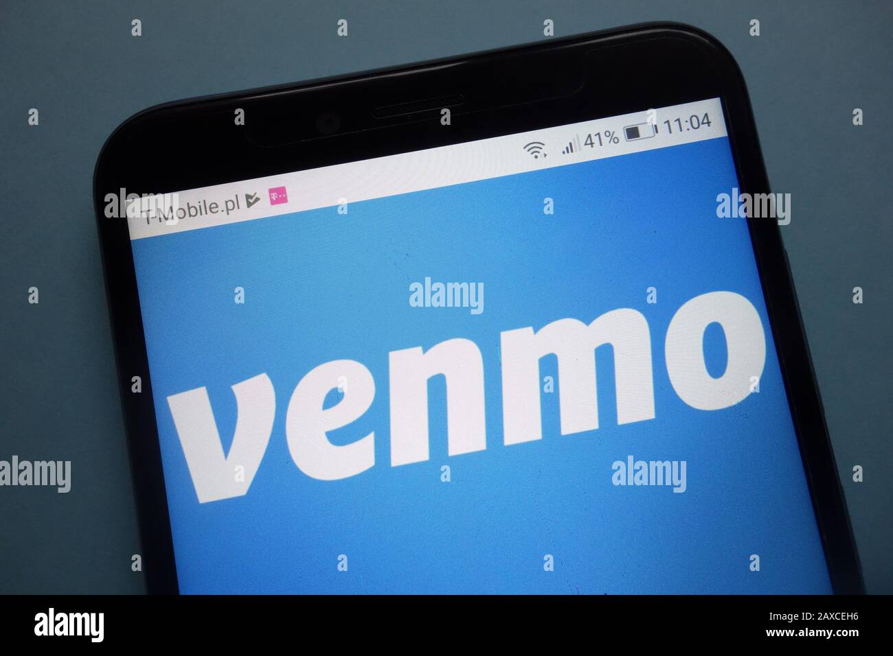 Venmo app logo hi-res stock photography and images - Alamy