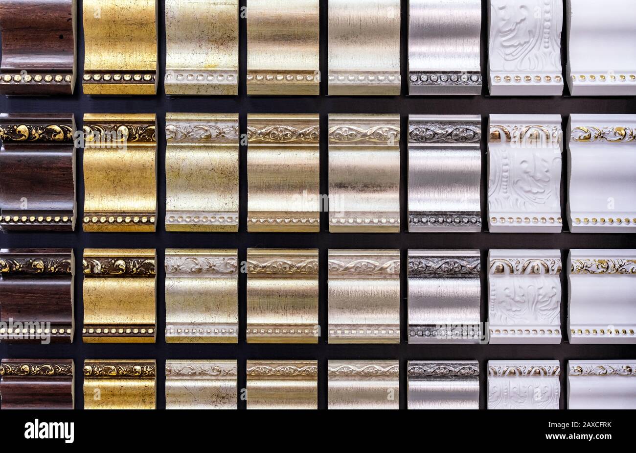 Samples of wooden frames for paintings and photographs Stock Photo - Alamy