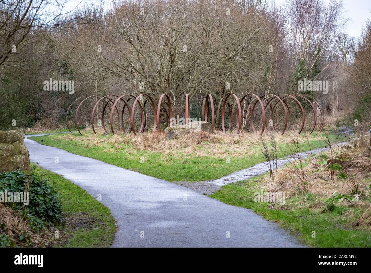‘Rotate’ by Trudi Entwistle – 40 giant steel hoops set in a circle on ...