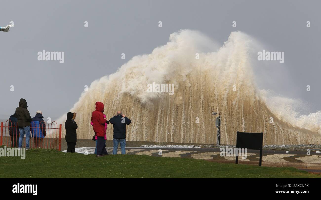 Liverpool,Uk stormy day on the river mersey as storm dennis is named ...